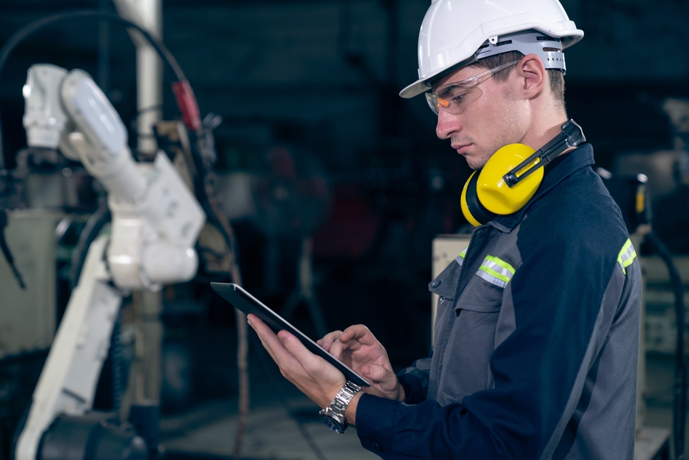 Real-Time Vibration Monitoring To Reduce Manufacturing Downtime